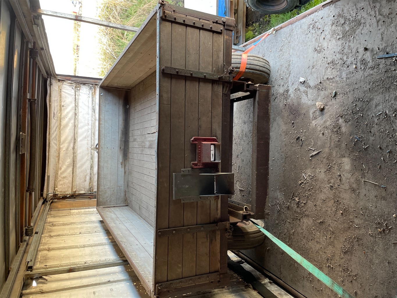 B. Allsop & Sons Ltd - Wheatley 3t tipping trailer. - Metal Recycling ...